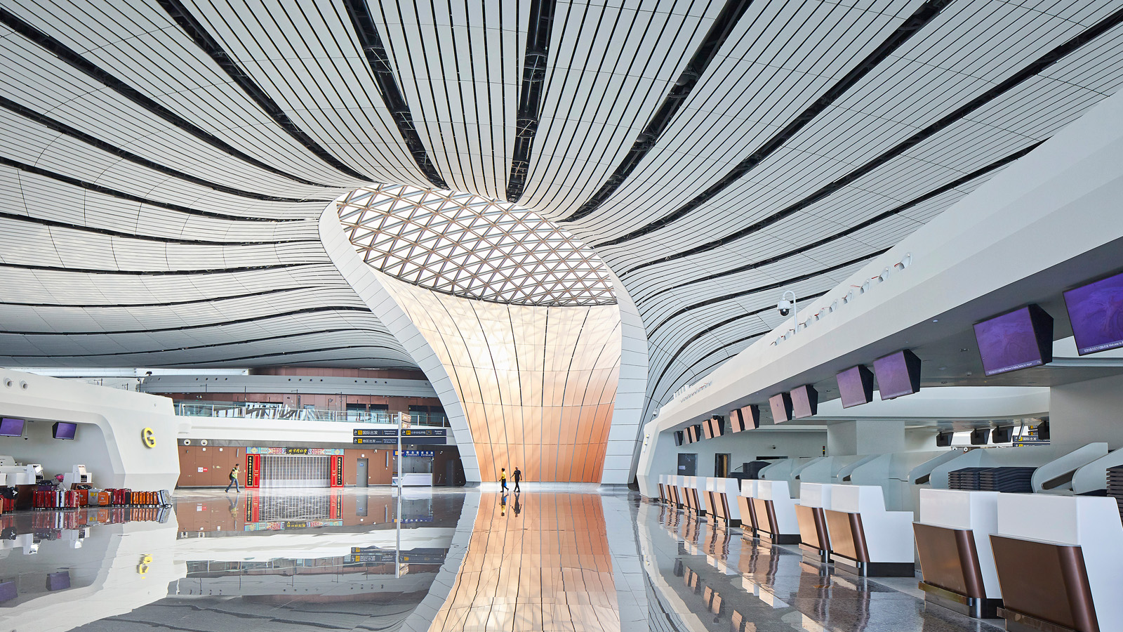 Hufton & Crow Tell Us About Photographing the World's Largest Airport ...