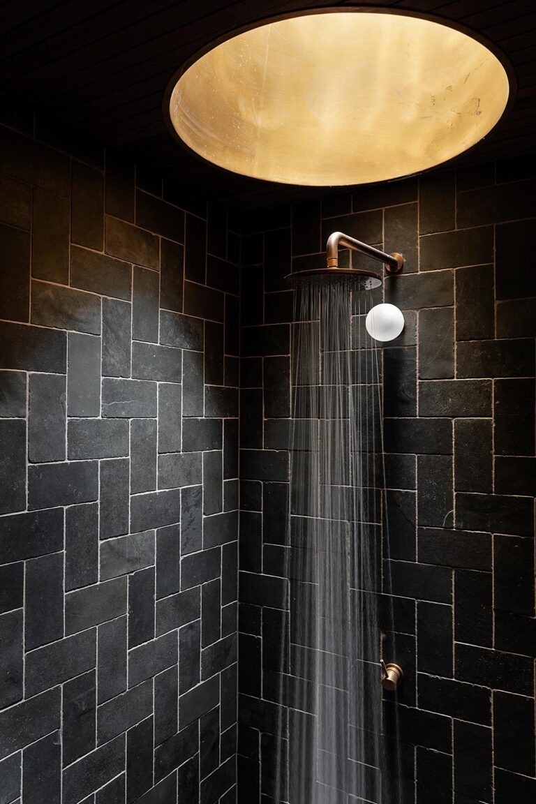 Photographer Sam Hartnett Brings Mood And Drama To A Project In Waiheke ...