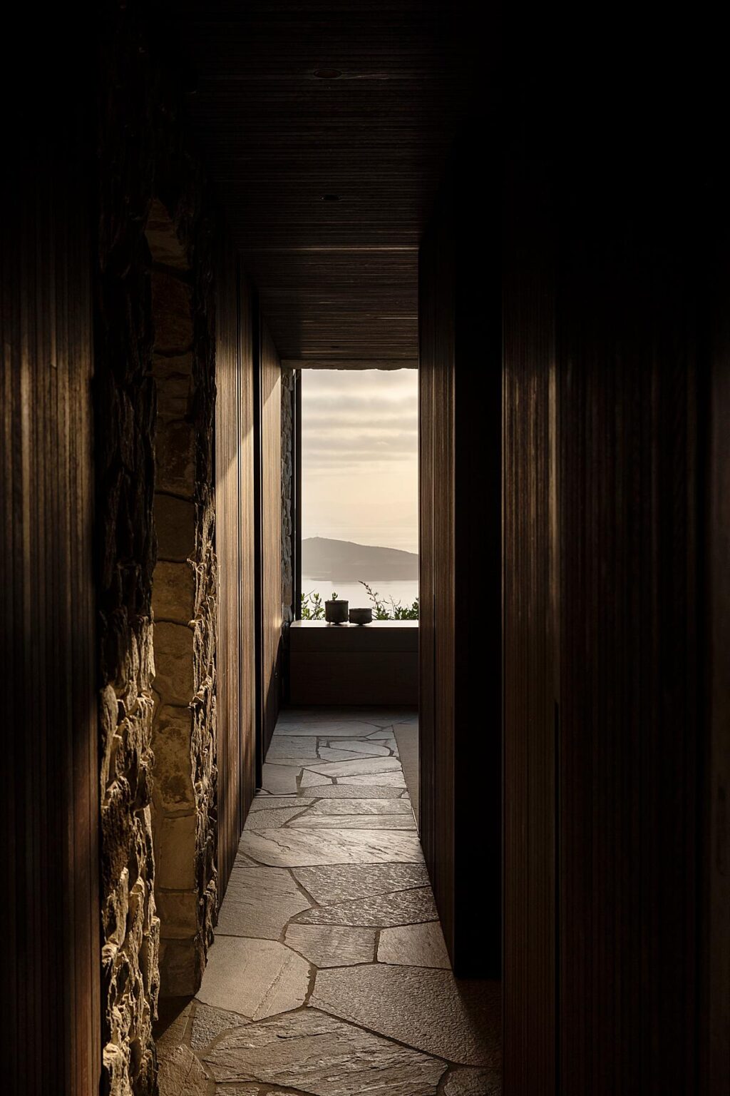 Photographer Sam Hartnett Brings Mood And Drama To A Project In Waiheke ...
