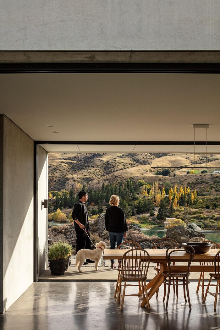 Simon Devitt Speaks the Secrets Behind Photographing HOME Magazine's ...