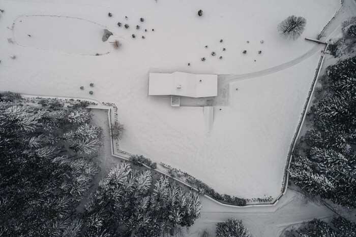 Photographing A House Over Two Seasons, Jiří Alexander Bednář Gives Us ...