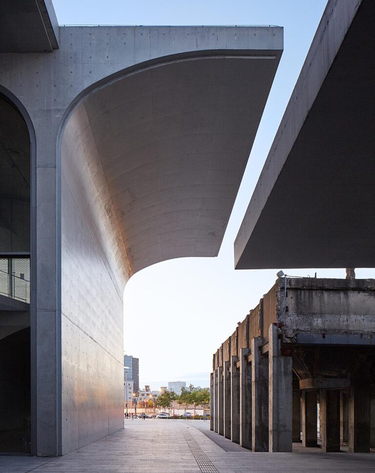 Visit Shanghai's Long Museum Via Dave Burk's Gorgeous Photographs ...