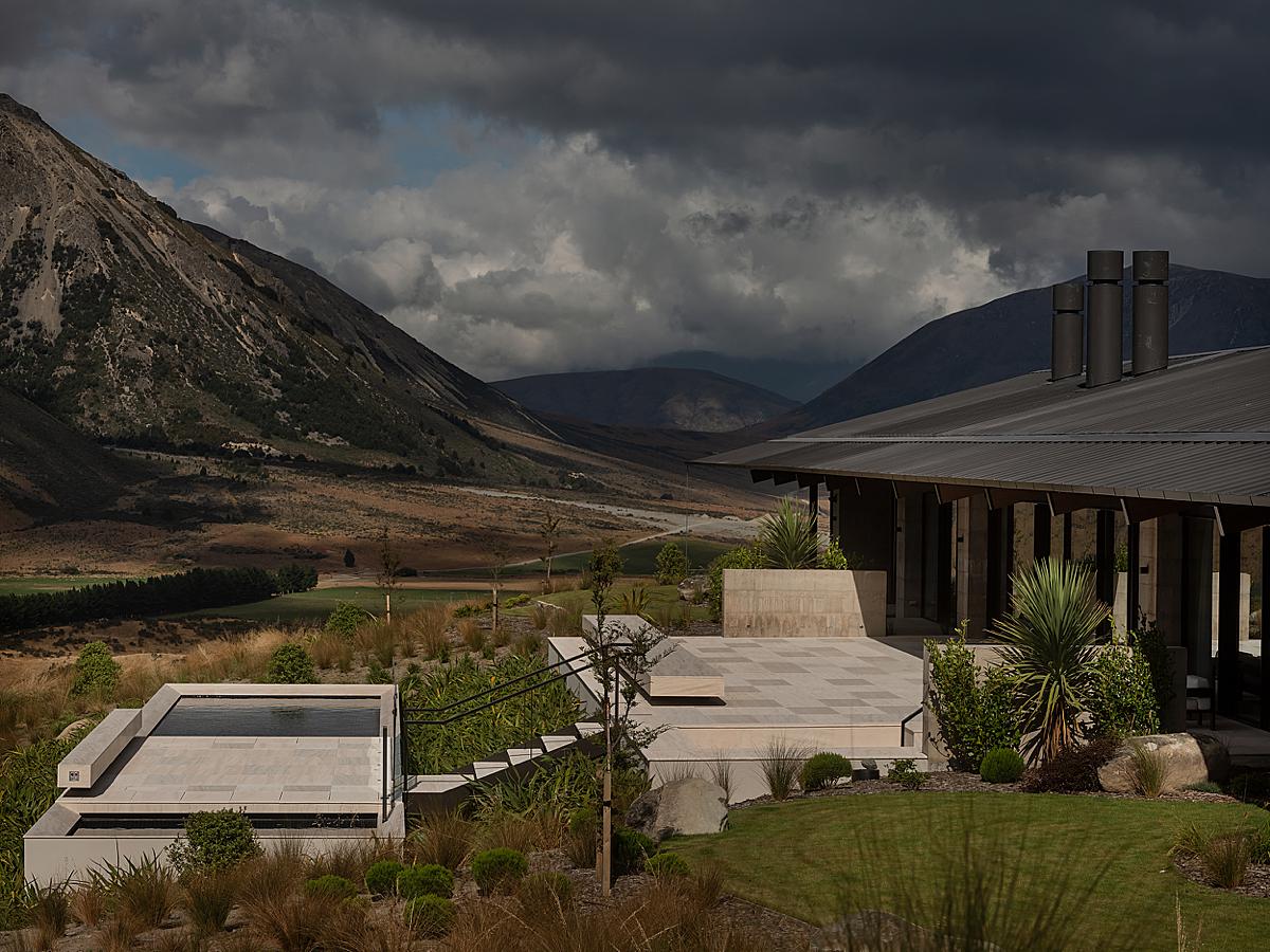 Samuel Hartnett Crafts Atmospheric and Dramatic Photographs of Warren ...