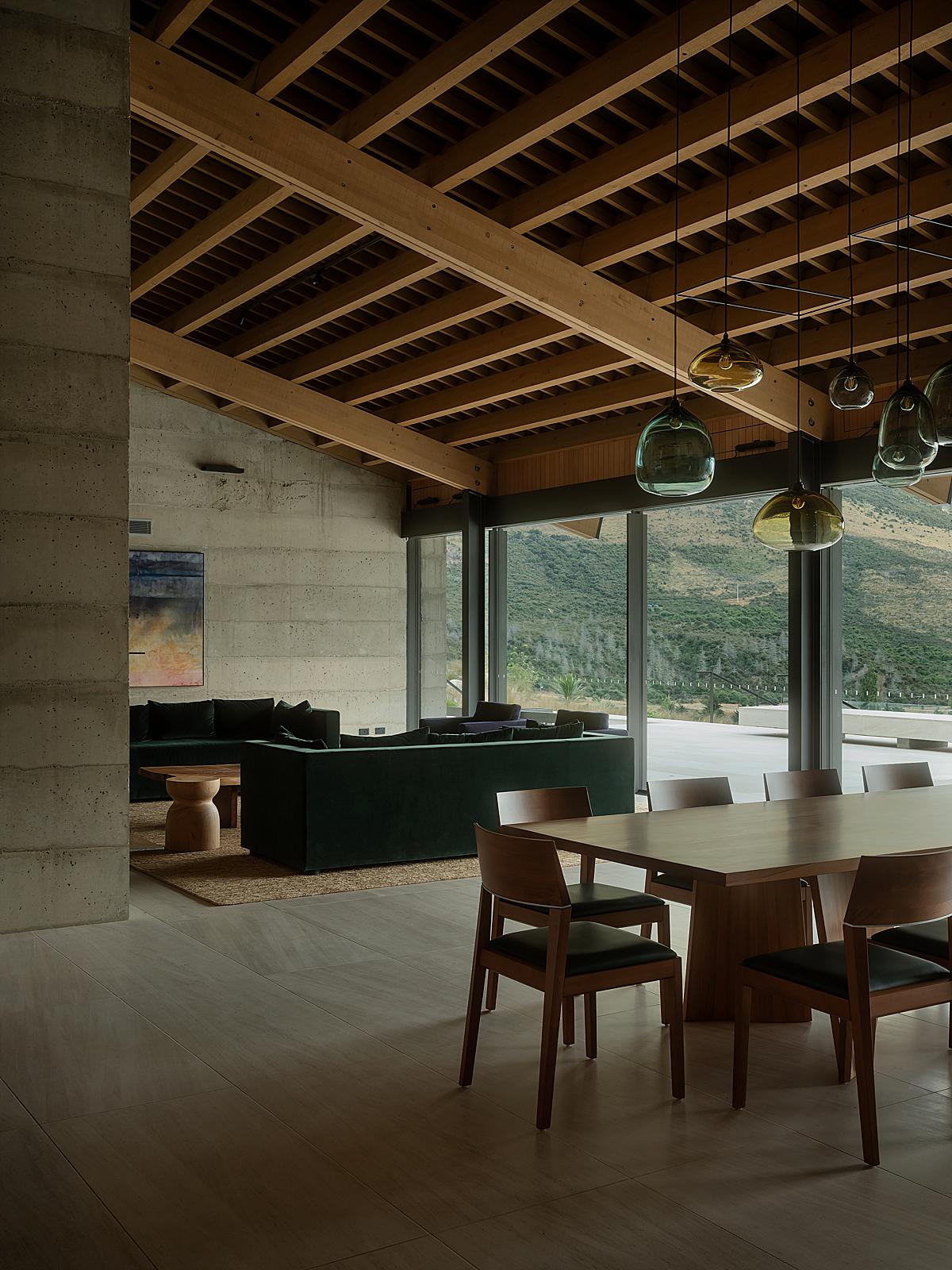 Samuel Hartnett Crafts Atmospheric and Dramatic Photographs of Warren ...